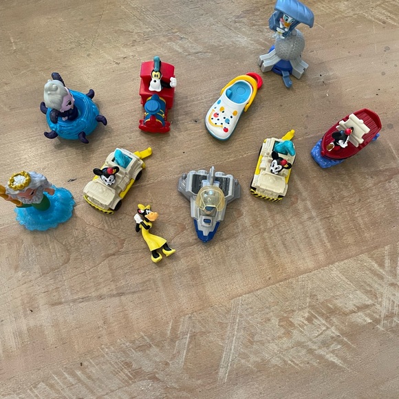 Disney | Toys | Disney Character Mcdonalds Toy Set | Poshmark